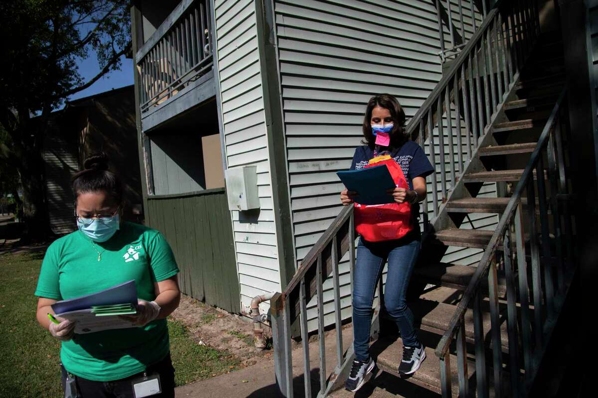 Enrollments fall by thousands as Houston-area schools open amid pandemic