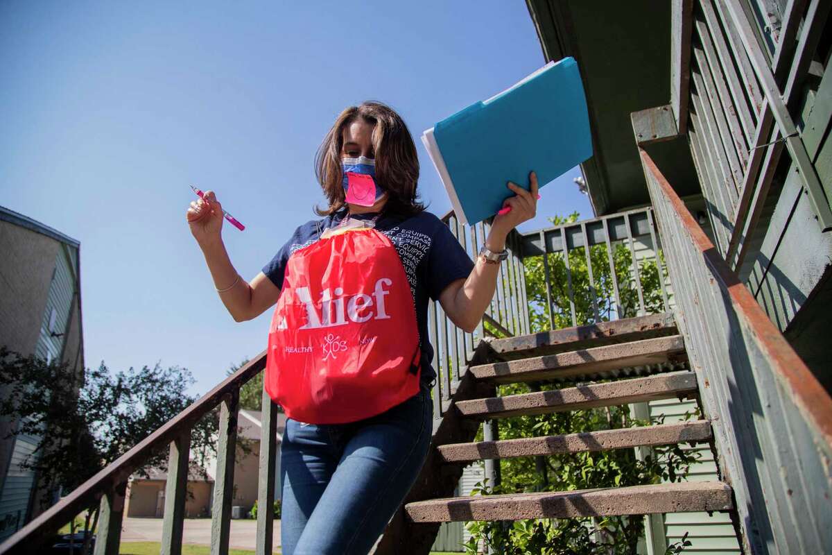 Enrollments fall by thousands as Houston-area schools open amid pandemic
