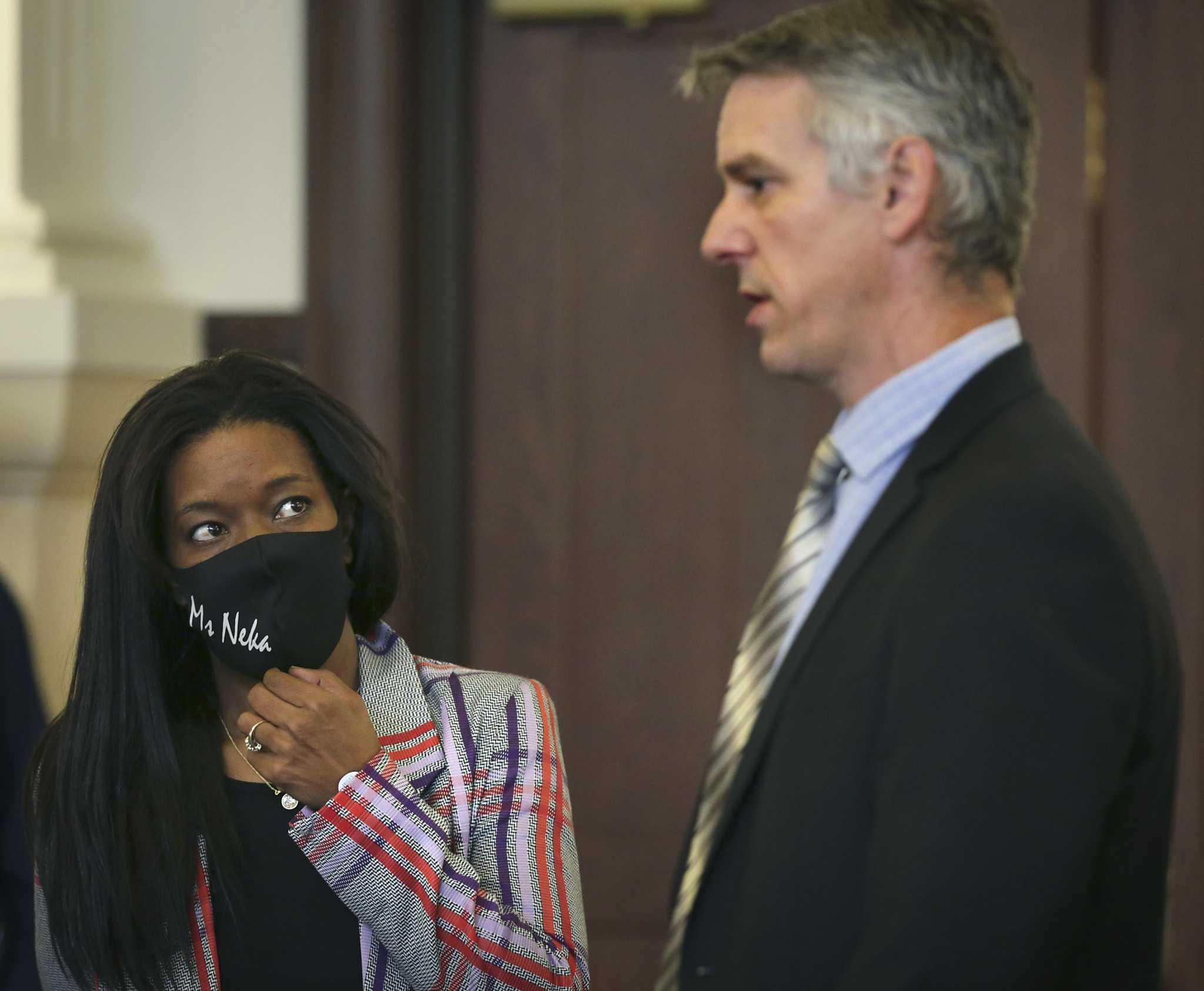D.A. in San Antonio vows more careful scrutiny of police use-of-force cases