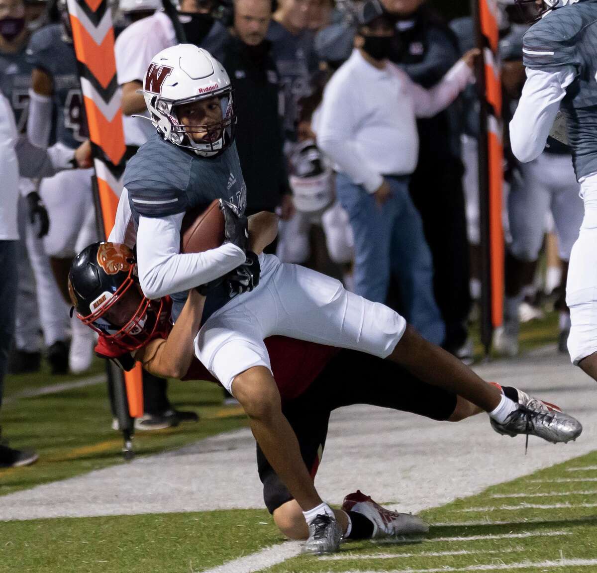 FOOTBALL: Waller spoils Caney Creek homecoming