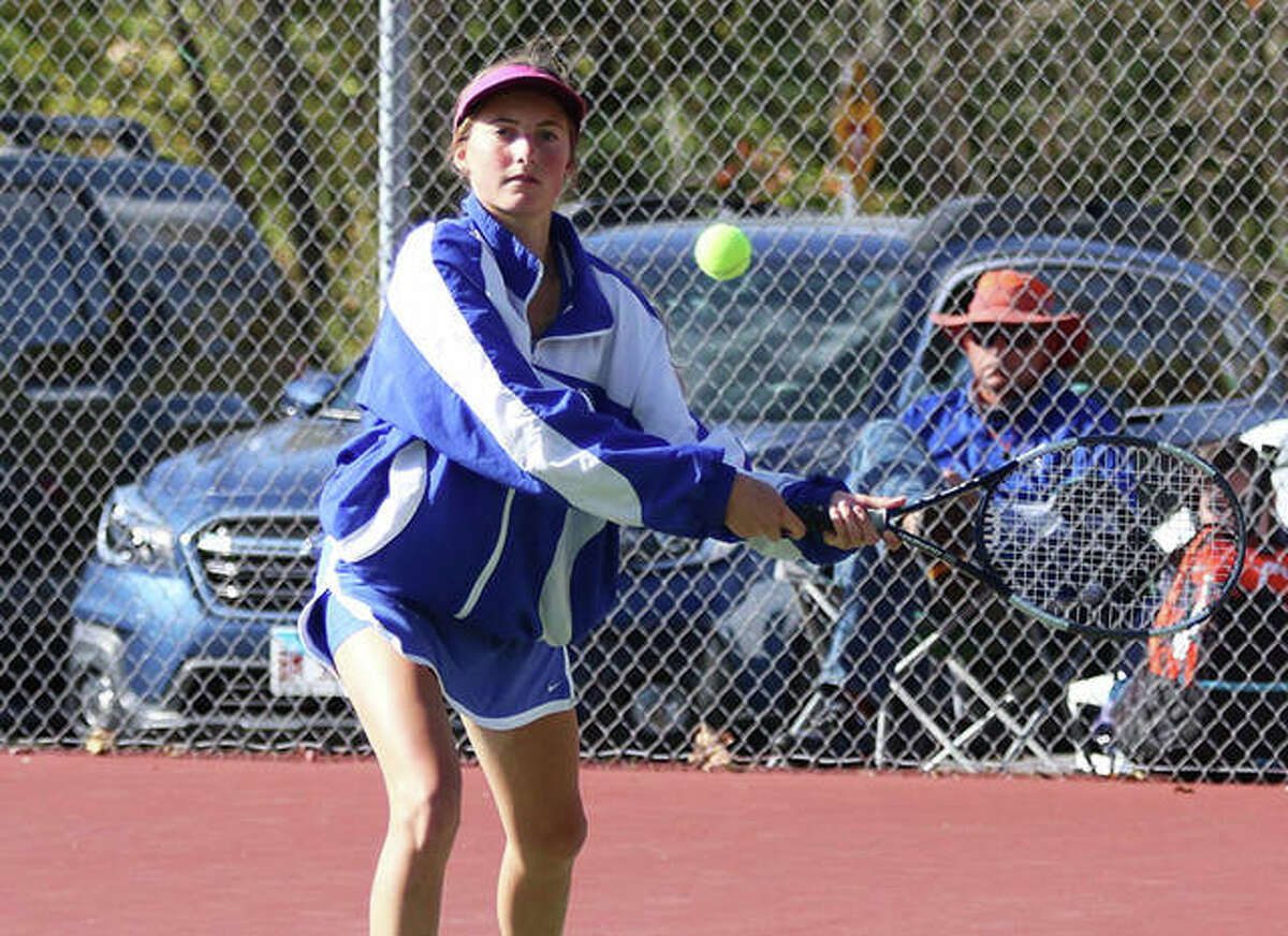 PHOTOS | Roxana, CM, Marquette at Belleville Class 1A Sectional (41 photos)