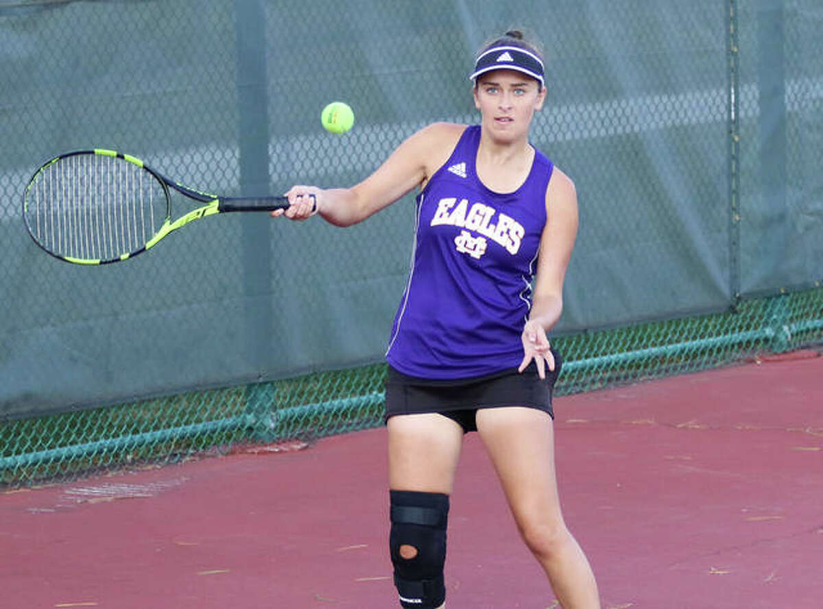 PHOTOS | Roxana, CM, Marquette at Belleville Class 1A Sectional (41 photos)