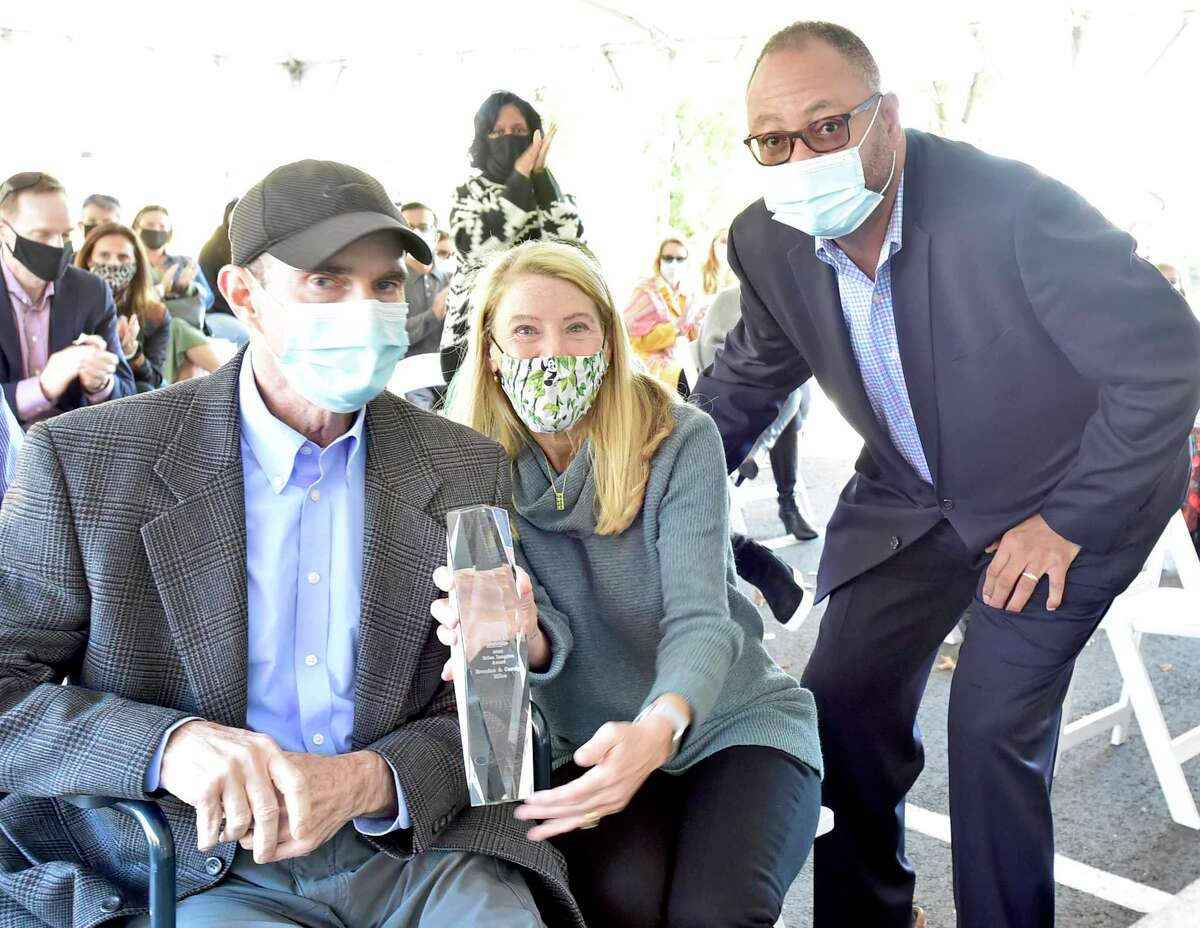 LifeBridge honors Fairfield residents for work on Bridgeport youth program