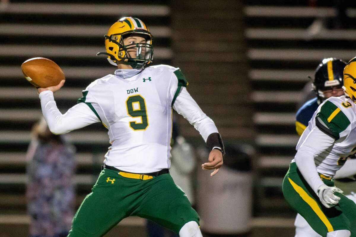 H. H. Dow High School vs. Mount Pleasant High School football - Oct. 18 ...