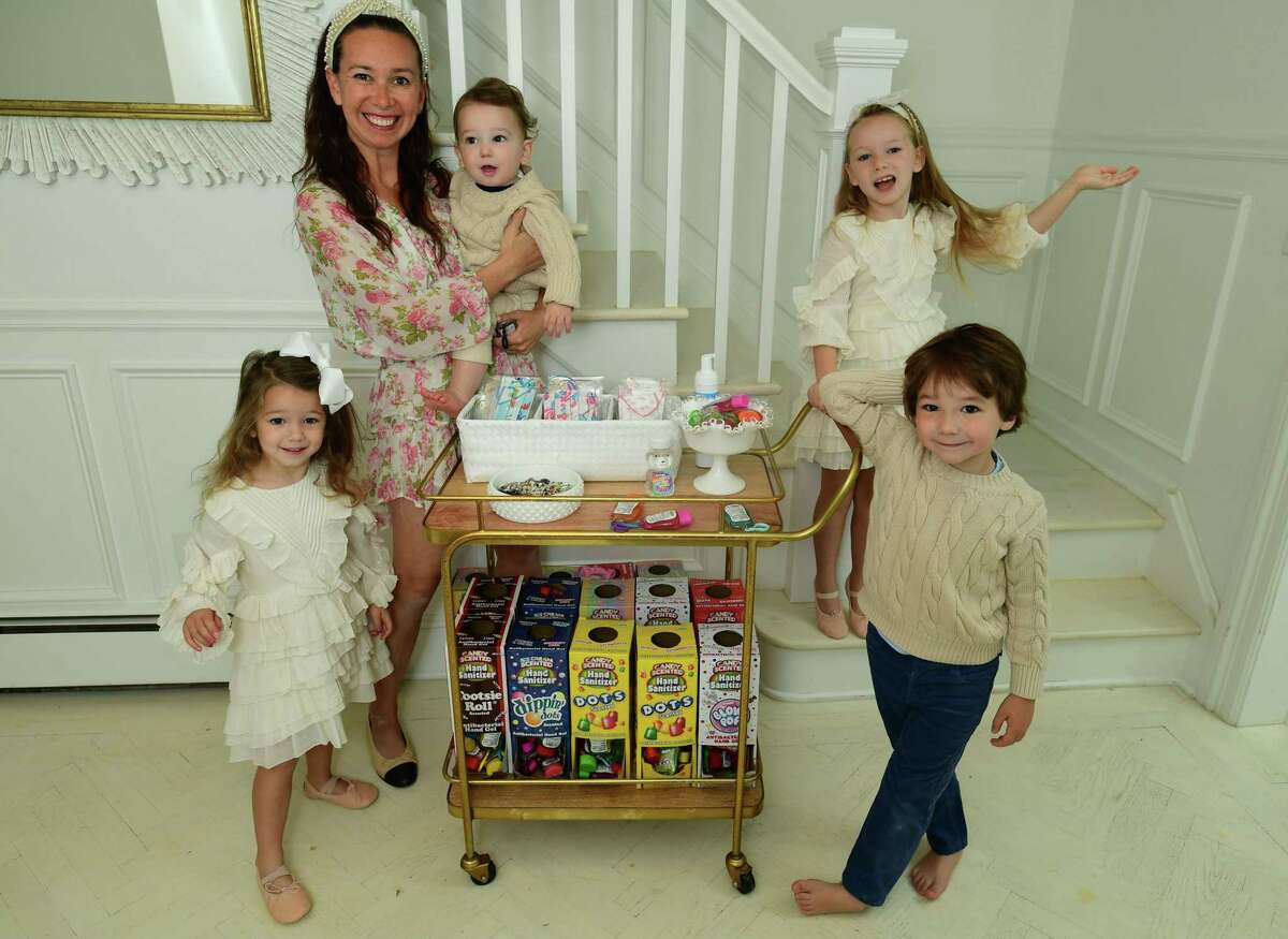 Darien mom becomes TikTok star for parenting hacks