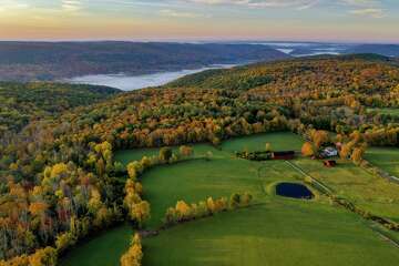 Connecticut releases official peak foliage times for fall 2021