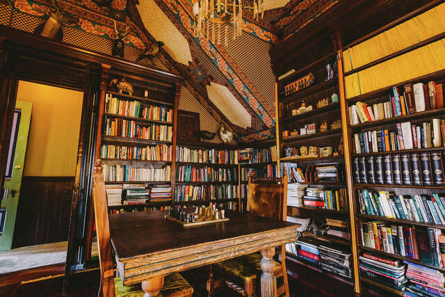 This Alamo Square Victorian holds 100 years of SF counterculture history