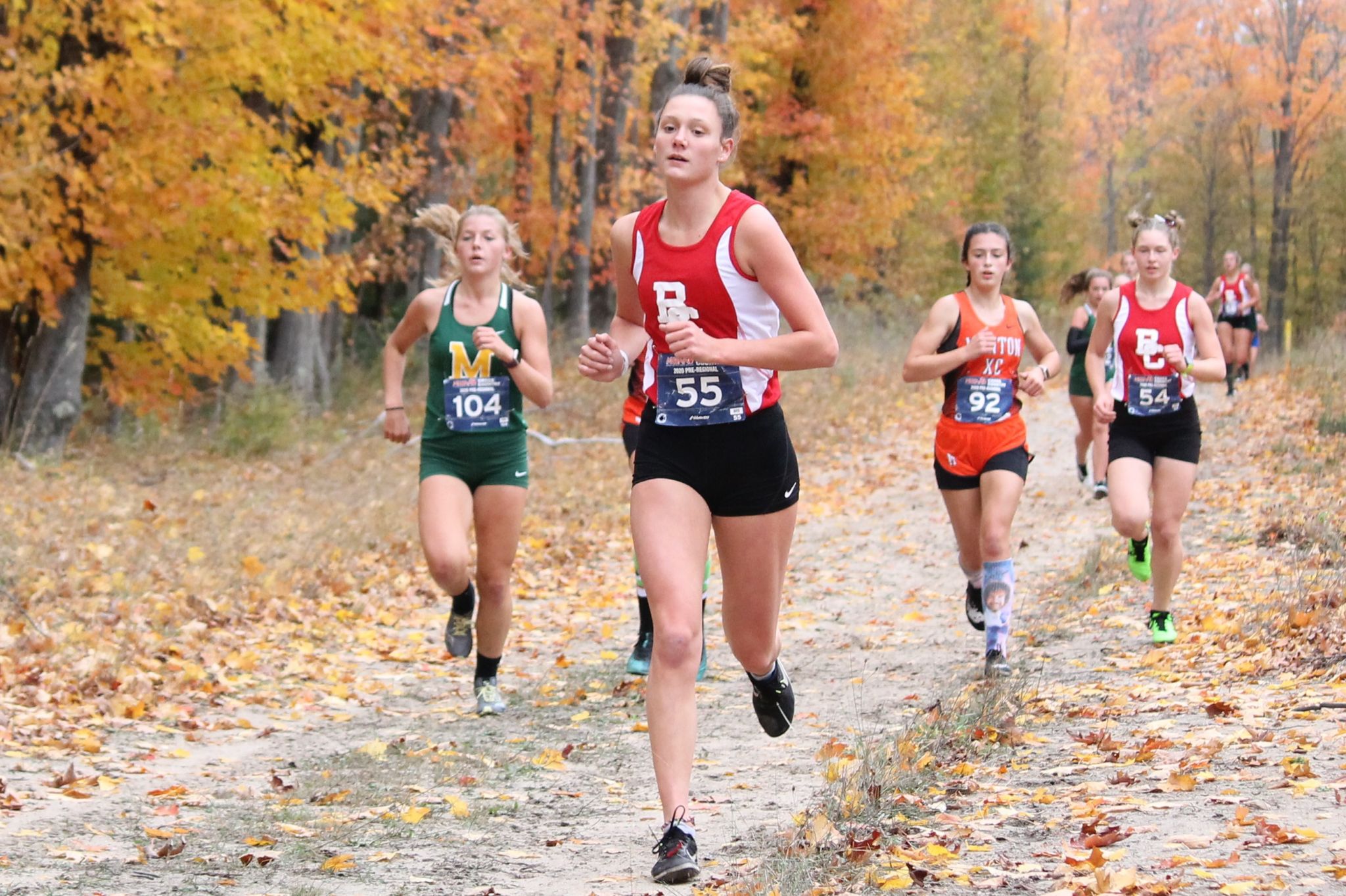 Huskies send a message with strong pre-regional races