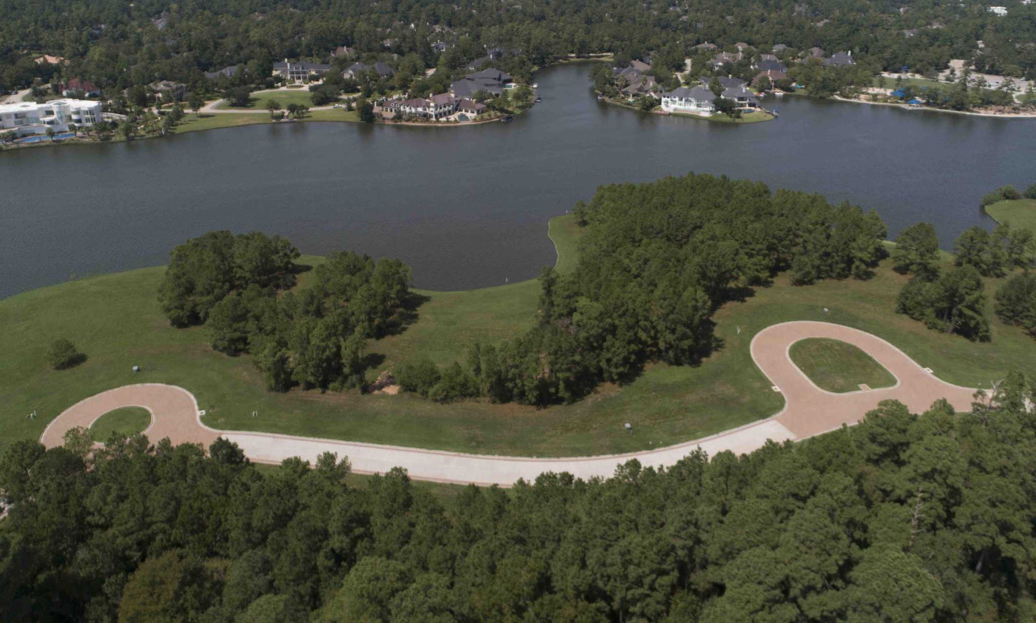 Howard Hughes, residents reach deal to limit Mitchell Island development