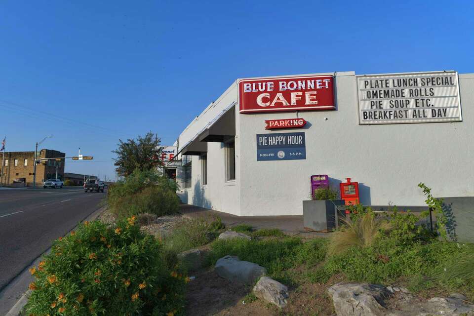 Blue Bonnet Cafe named legendary spot by Southern Living