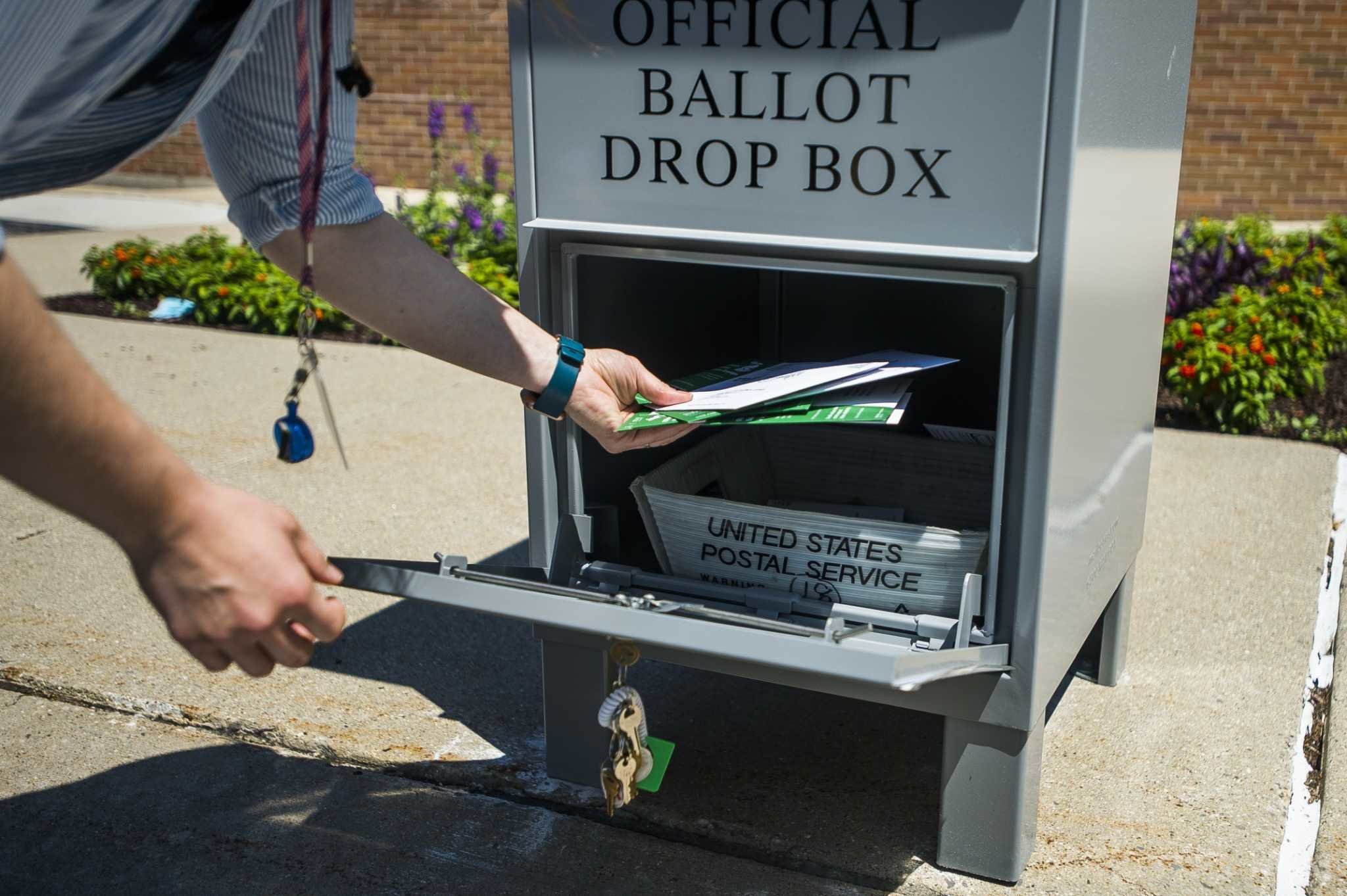 Collins, Mills take different tacks on ICE's sweeping enforcement ...