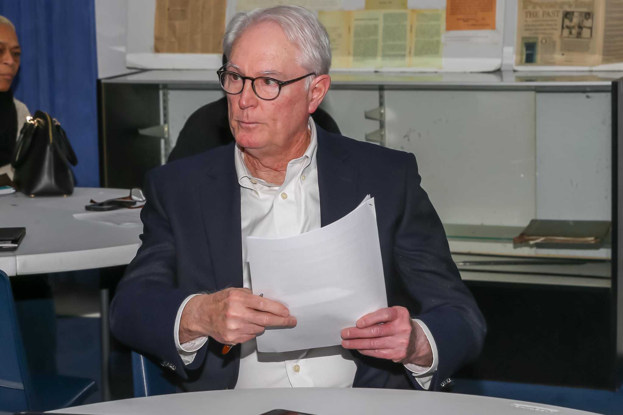 Galveston interim Mayor Brown seeks to stave off challenges from ex ...