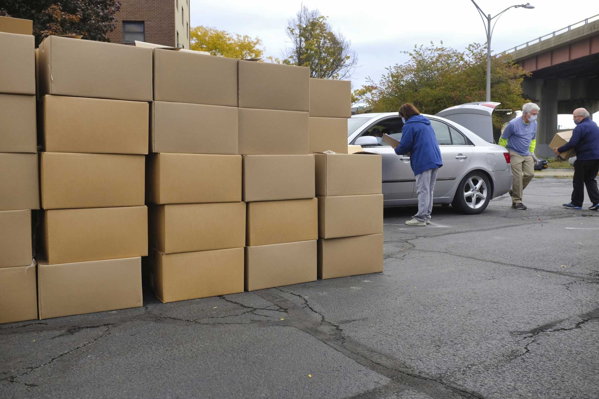 Catholic Charities meets emergent need as food insecurity skyrockets