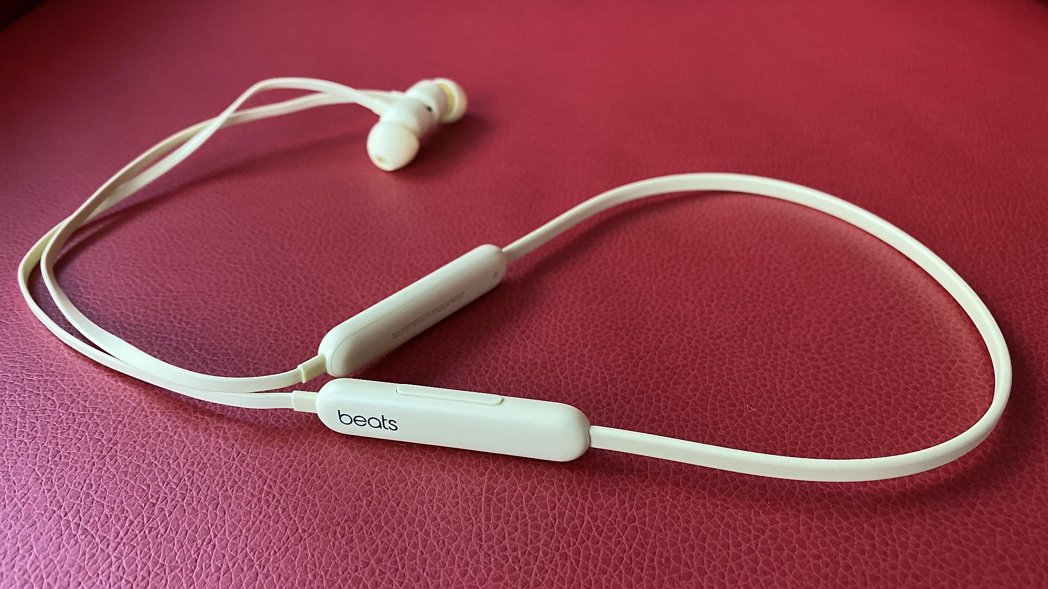 Best Headphones For The IPhone 12 CTInsider