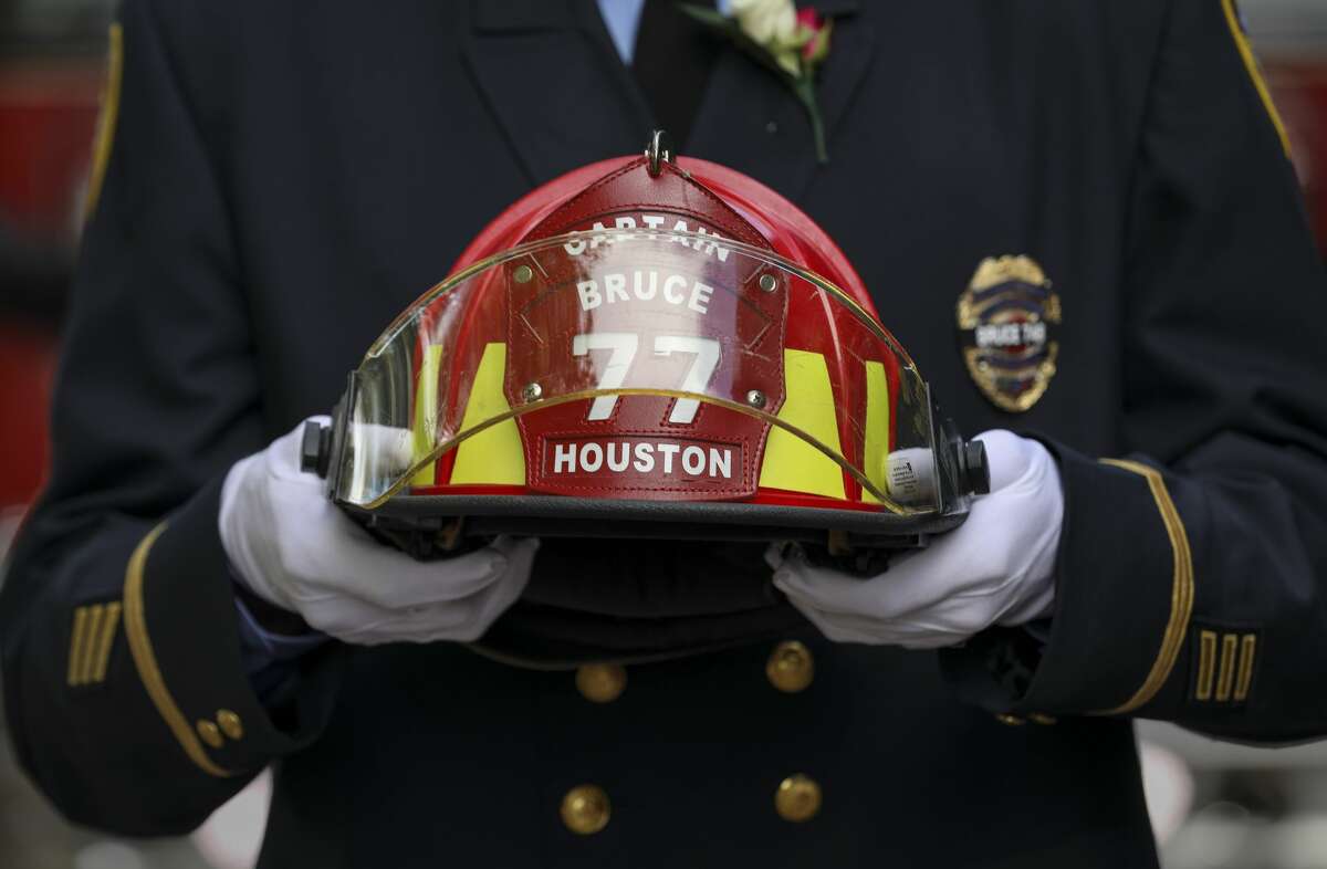 At intimate memorial, slain HFD arson investigator noted for having a ...