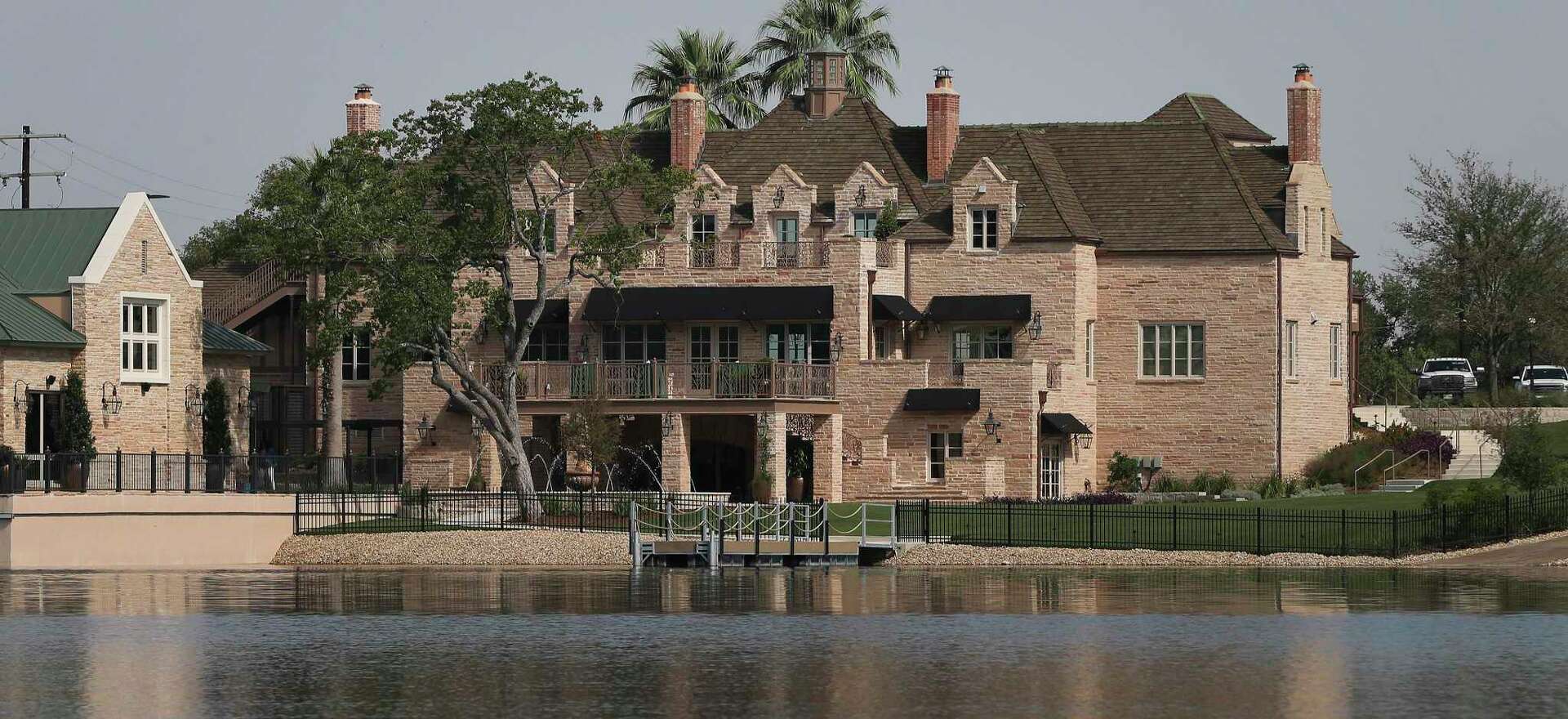 San Antonio’s Red Berry Mansion gets new life as home to catering ...