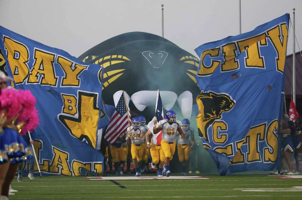 Even during COVID-19, Bay City, El Campo play on