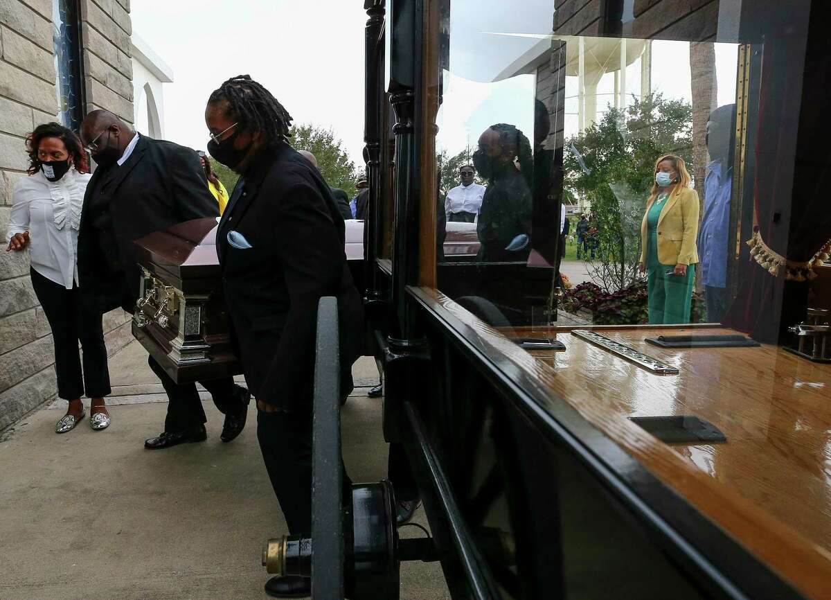 Mourners celebrate life, legacy of Monica Roberts at funeral service