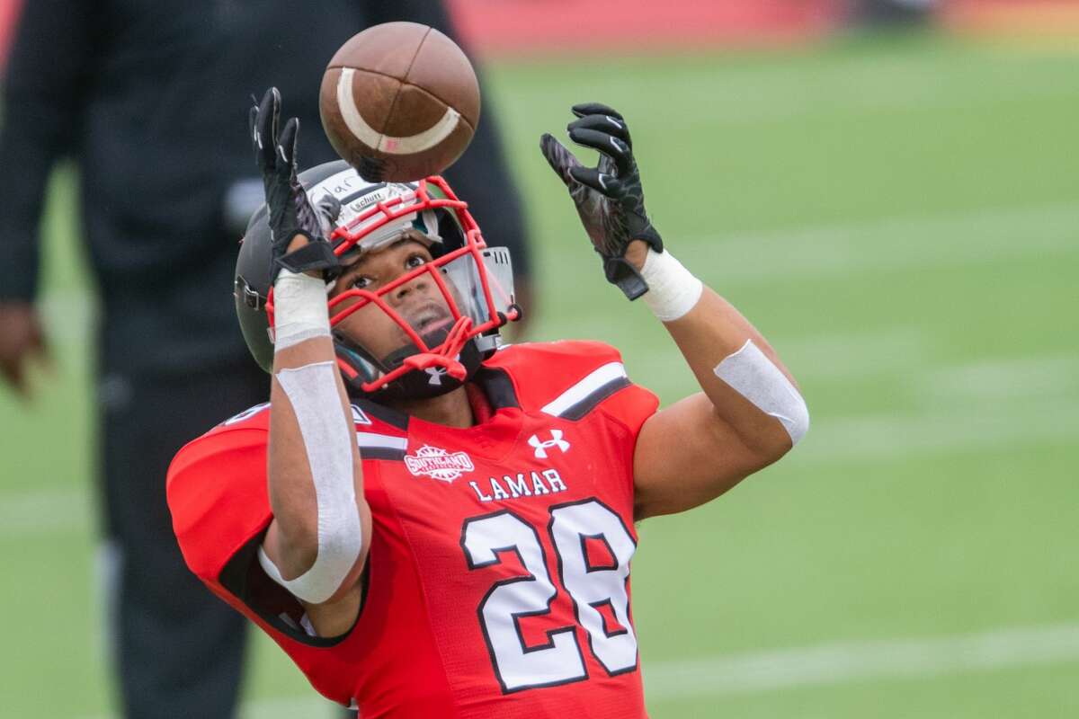 Lamar football holds Red and Black scrimmage