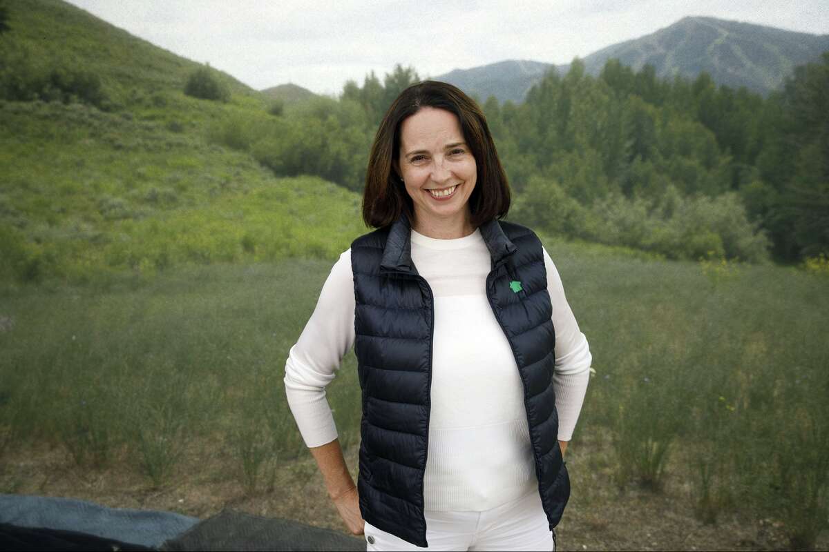 12 Leadership Lessons from Nextdoor CEO Sarah Friar