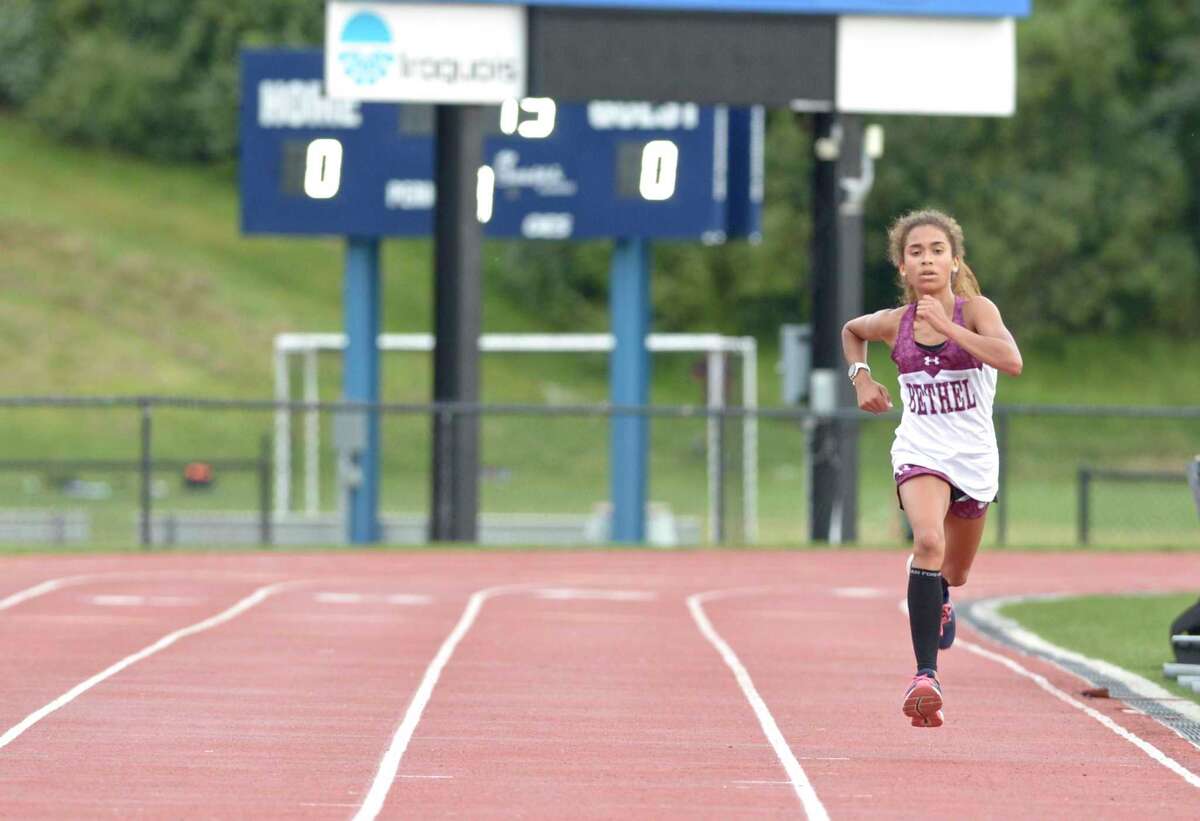 Bethel’s Graham finds immediate success in cross country