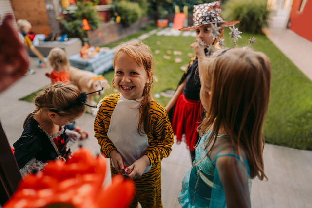 Commentary: Robin writes by Robin Garrison Leach — Halloween, the old ...