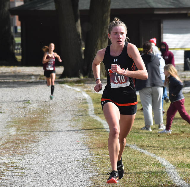 Knoyle runs her race at regional