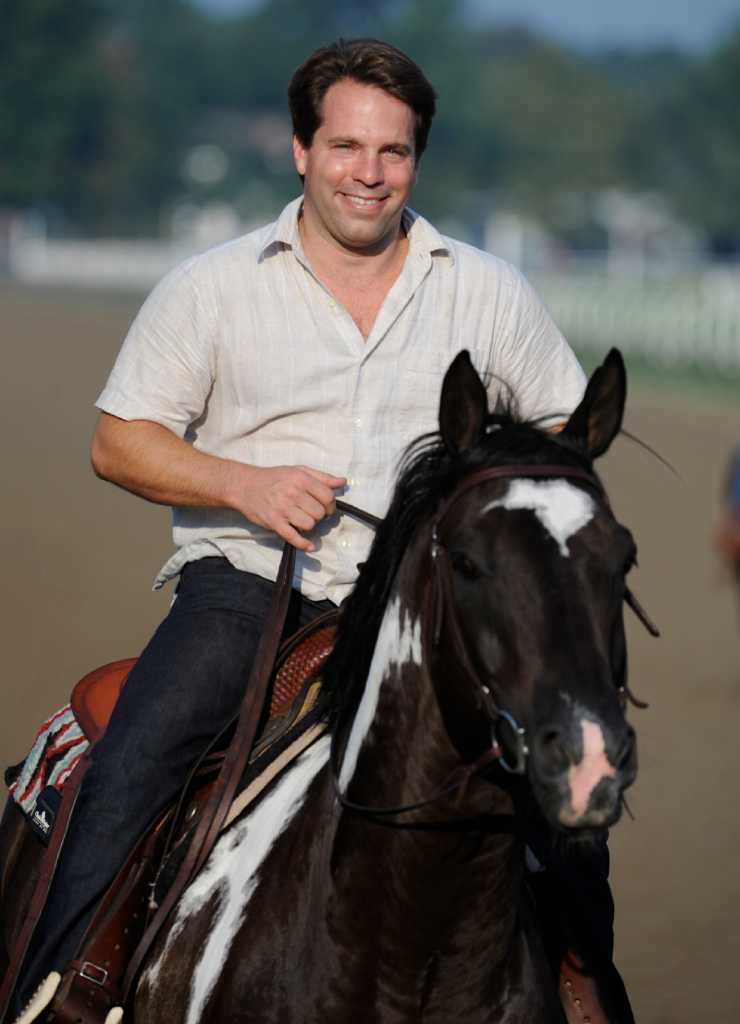 Phipps makes late bid to find winner's circle