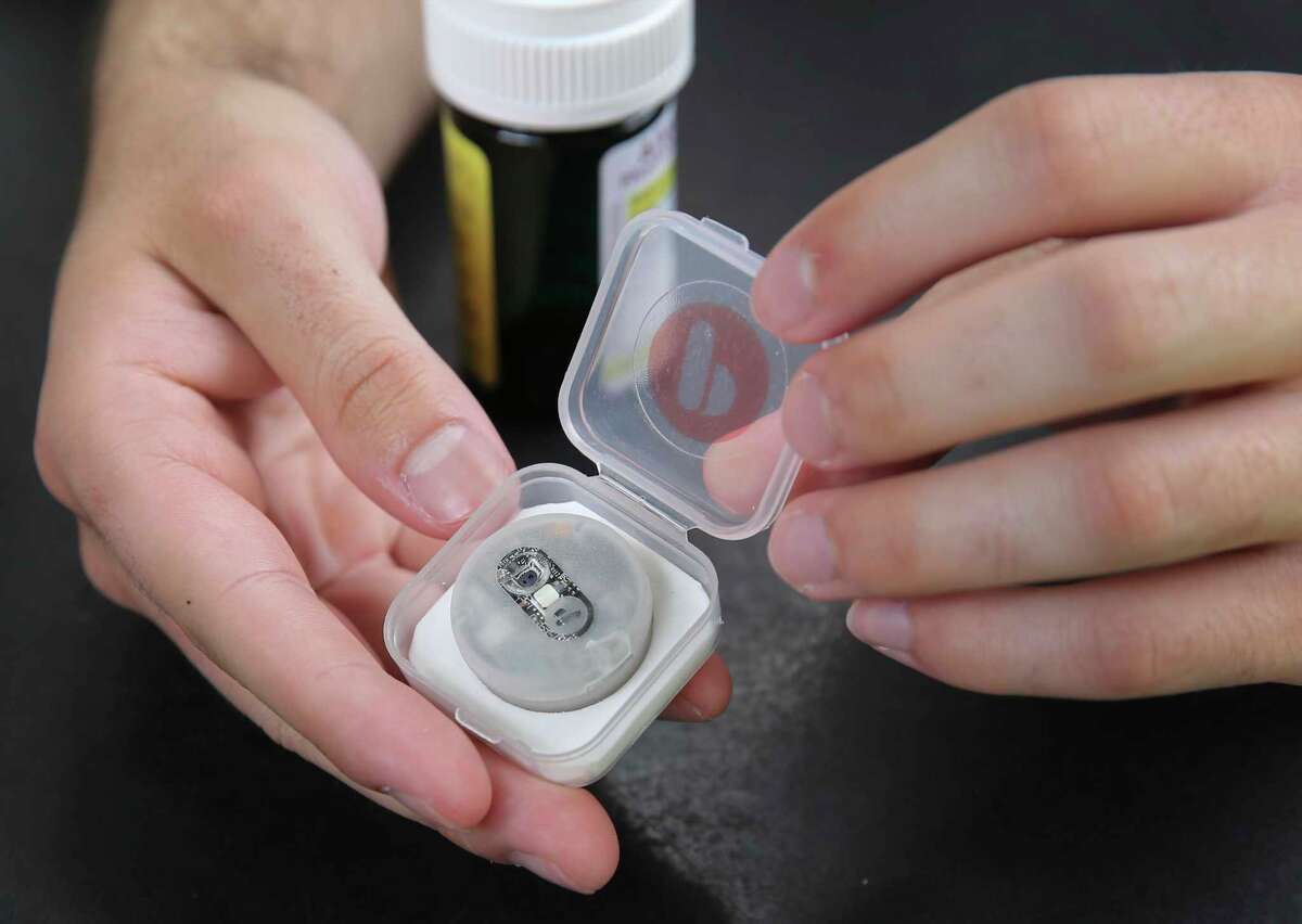 San Antonio Trinity University students create ‘smart cap’ for pill ...