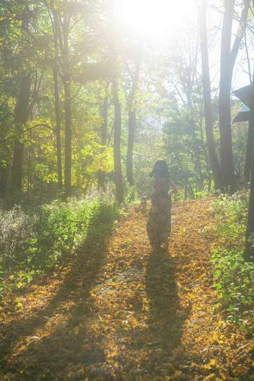 Khruangbin bassist Laura Lee gets into character with fashion ...