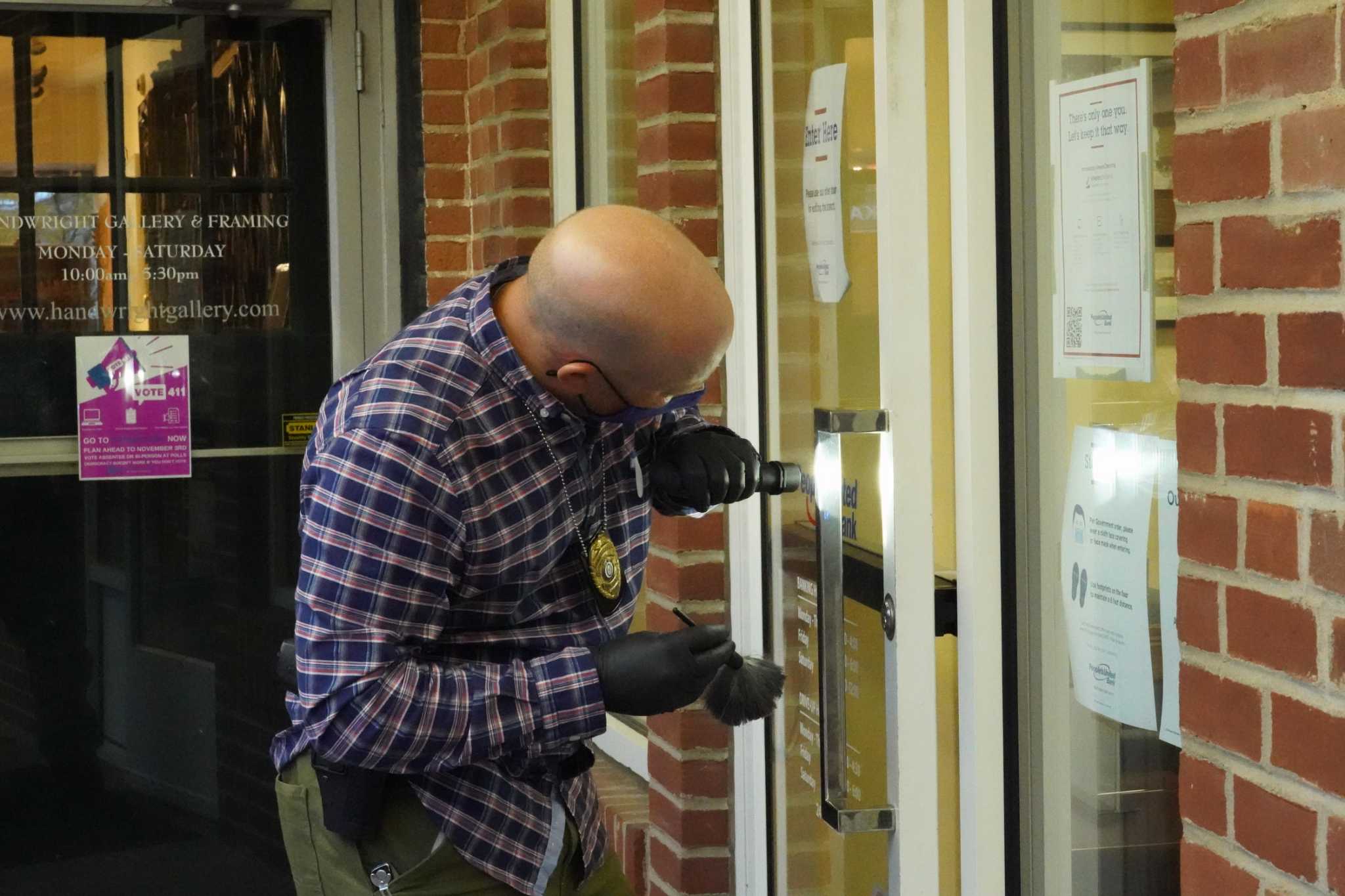 Police: Getaway car in bank robbery recovered in New Canaan