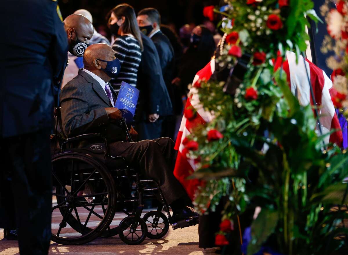Fallen police Sgt. Harold Preston remembered for devoting career to ...