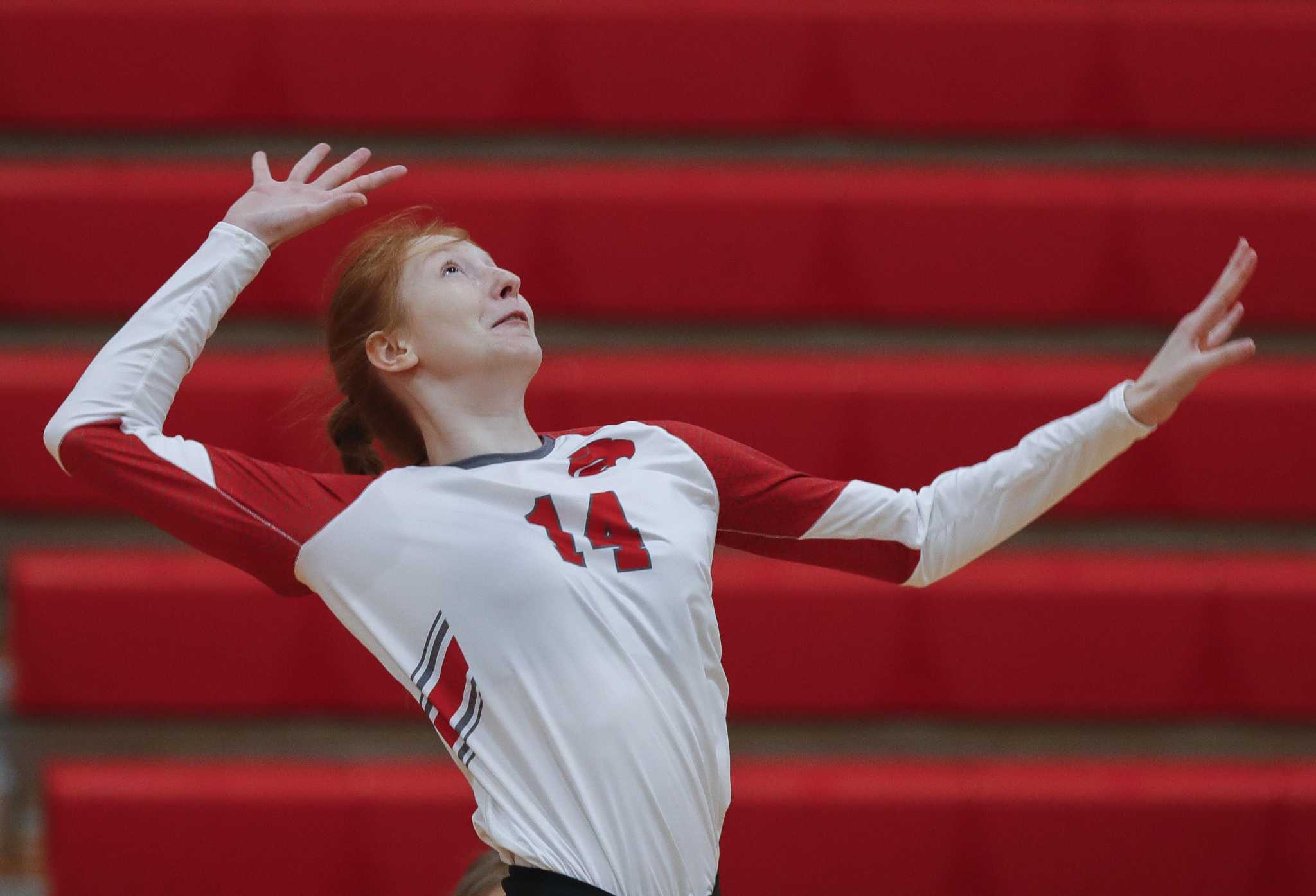 VOLLEYBALL: Splendora defeats LCM in playoff opener