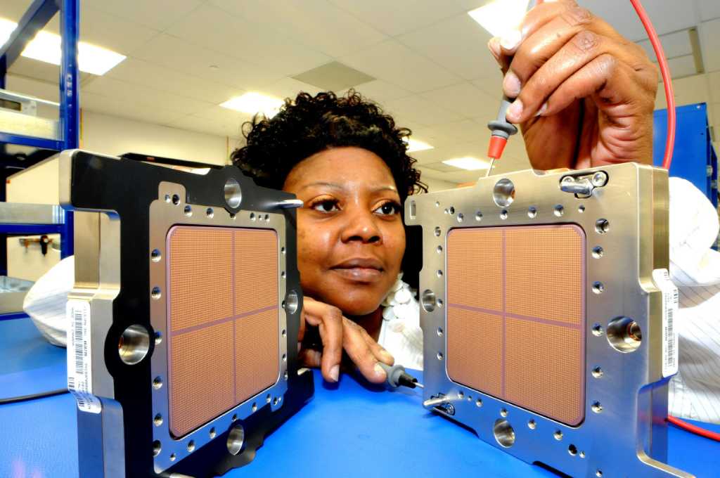 IBM claims world's fastest-chip title