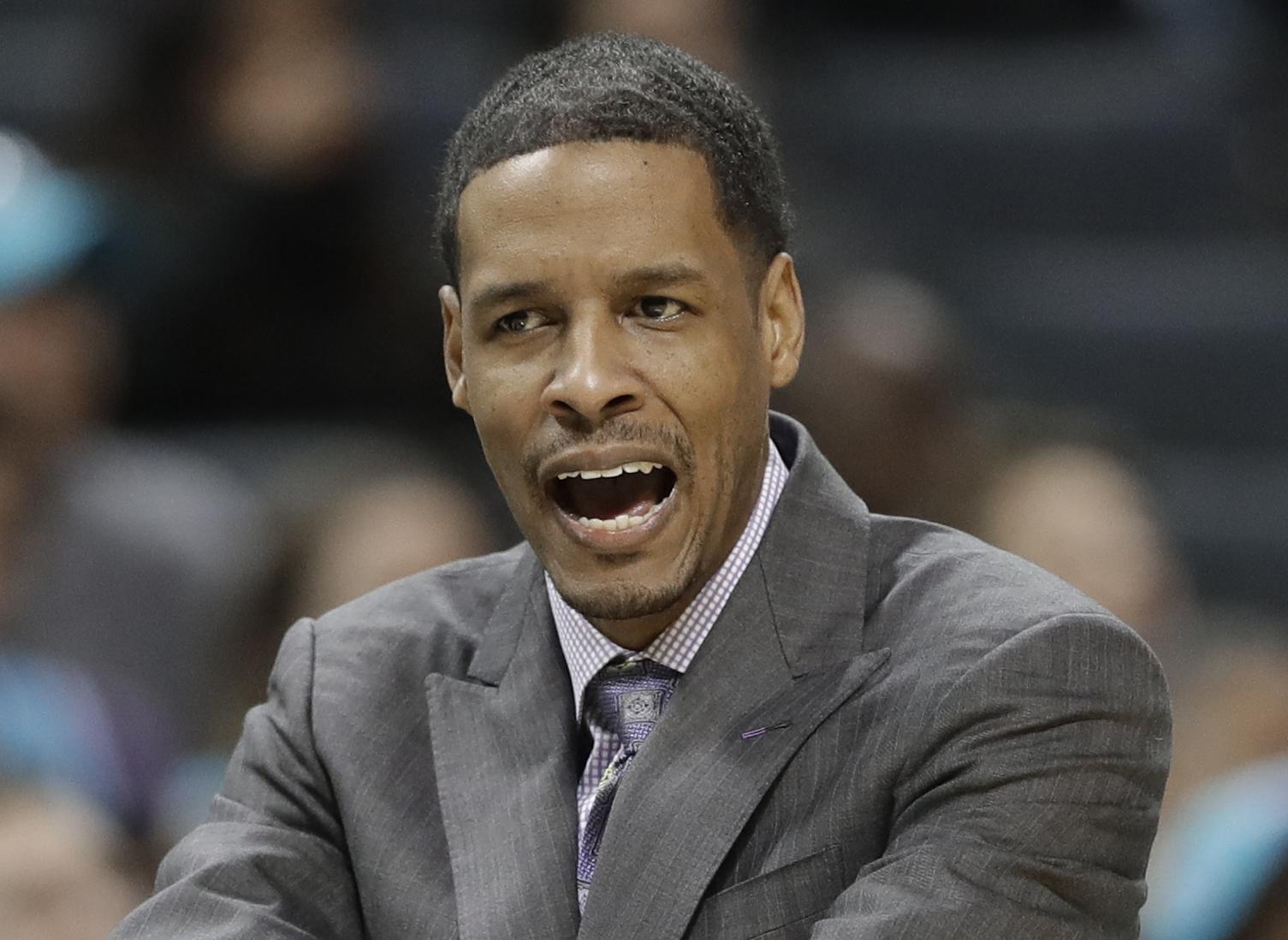 Rockets make it official with new coach Stephen Silas