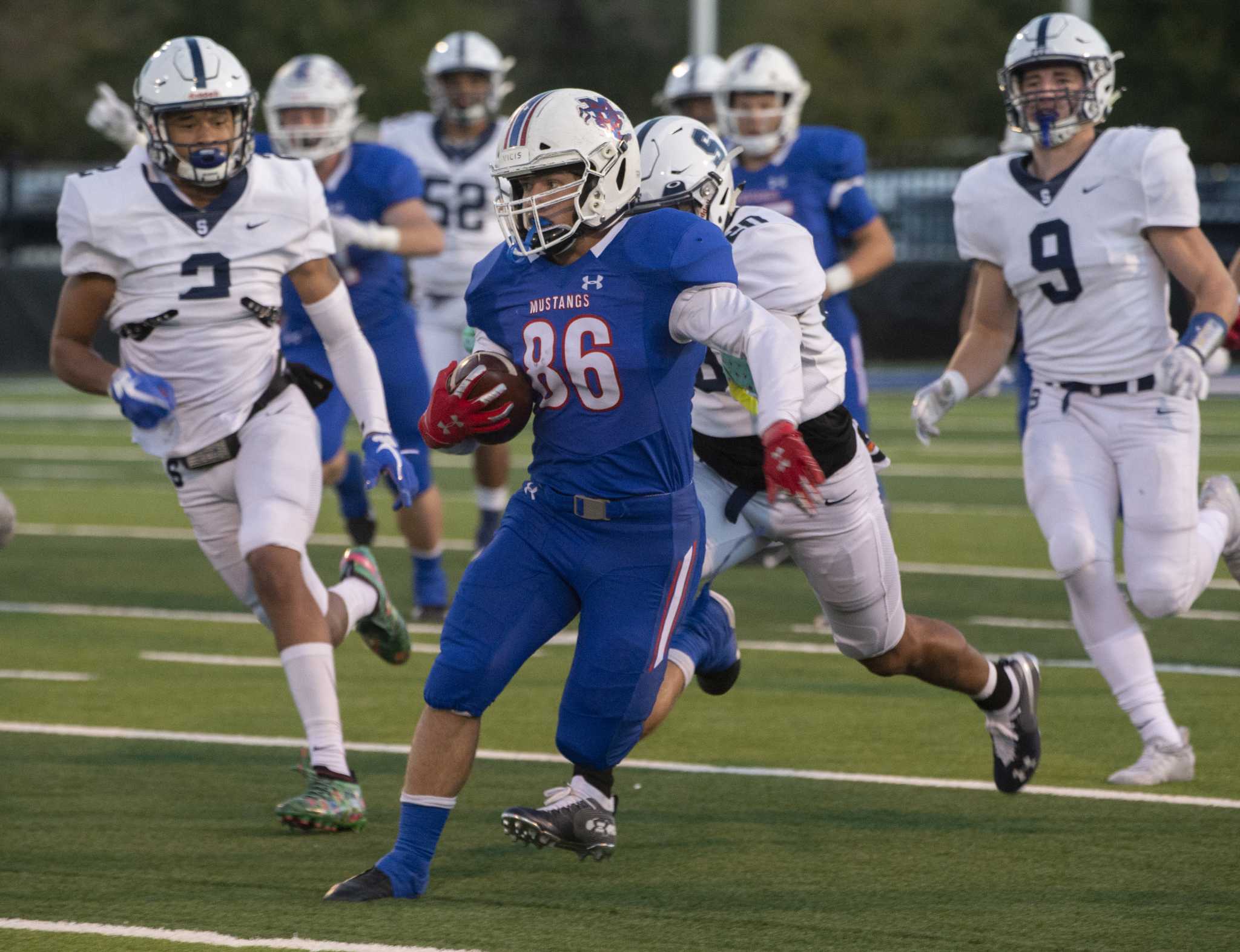 HS FOOTBALL: Undersized Keating is a tenacious competitor for MCS