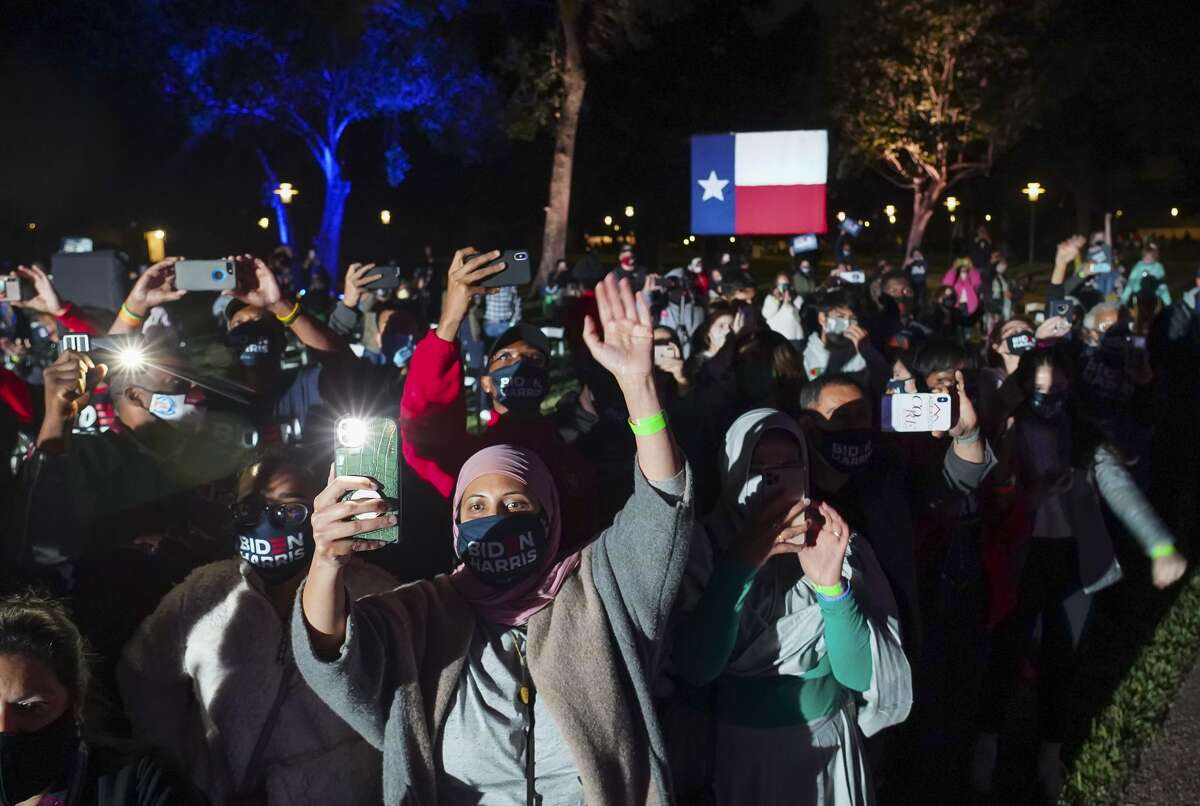 Kamala Harris contrasts Biden, Trump records on race during tour of Texas