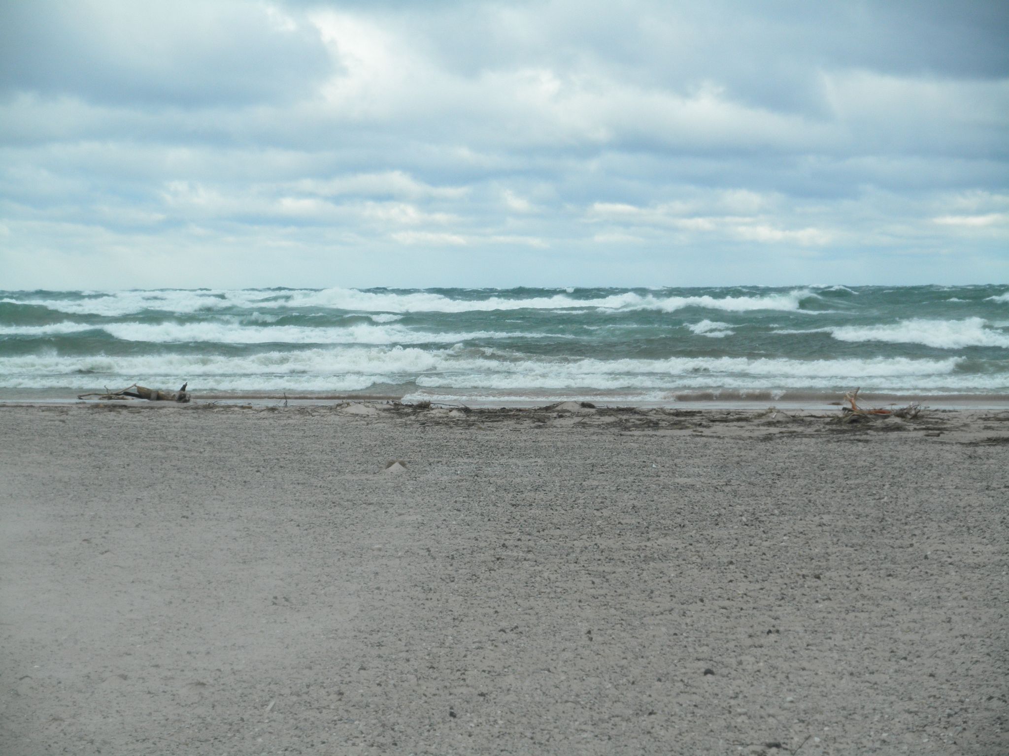 VIDEOS: Big Lake Michigan waves cause lakeshore flooding