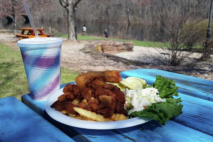 A Connecticut guide to drive-ins and roadside eateries