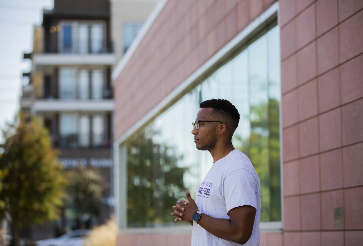 Menefee elected as first African-American Harris County Attorney