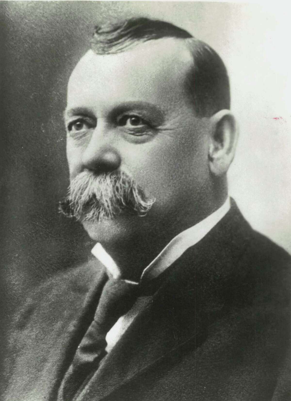 ‘In the Loop,’ a new history of San Antonio, focuses on the city’s ...