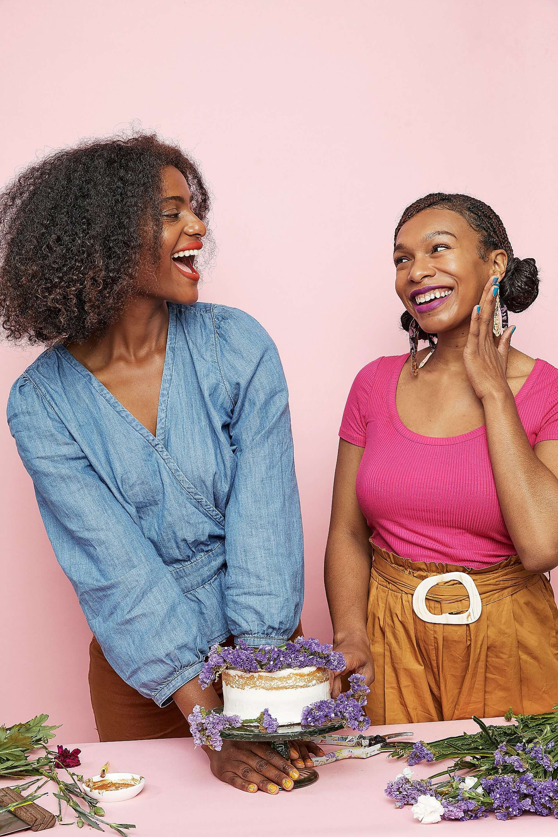 This Oakland bakery’s showstopping floral cakes combine California ...