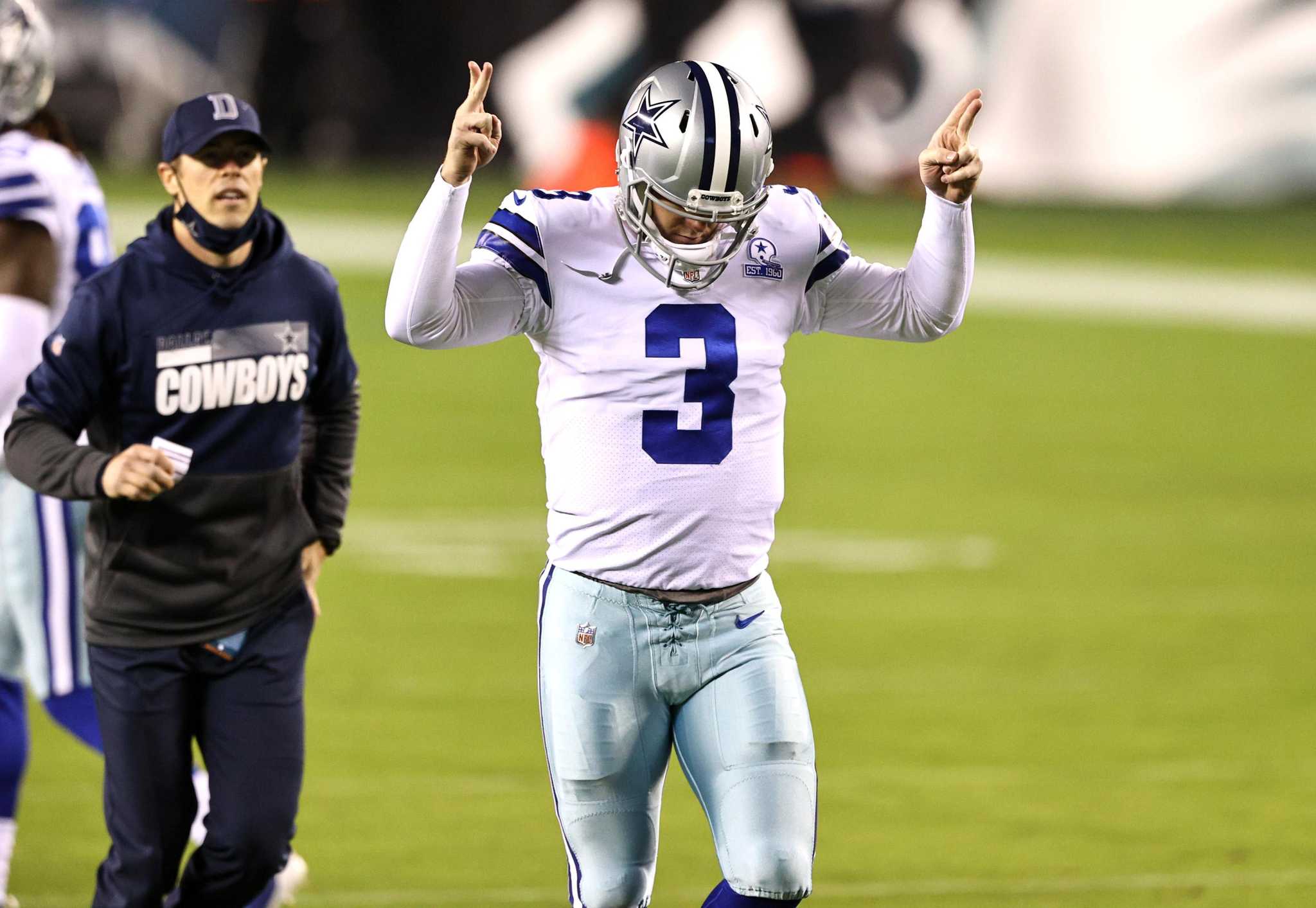 A decade later, Garrett Gilbert eyes another chance
