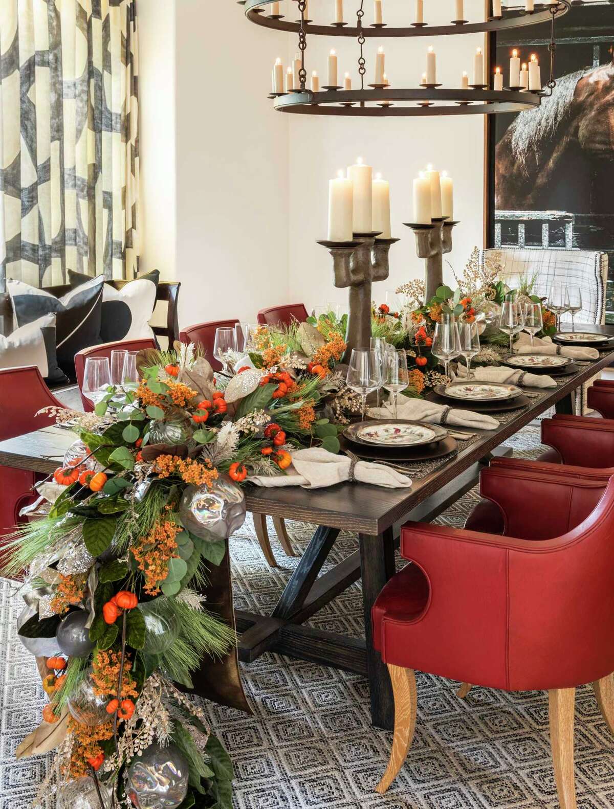 Adaptable tabletop decor takes you from Thanksgiving to New Year’s