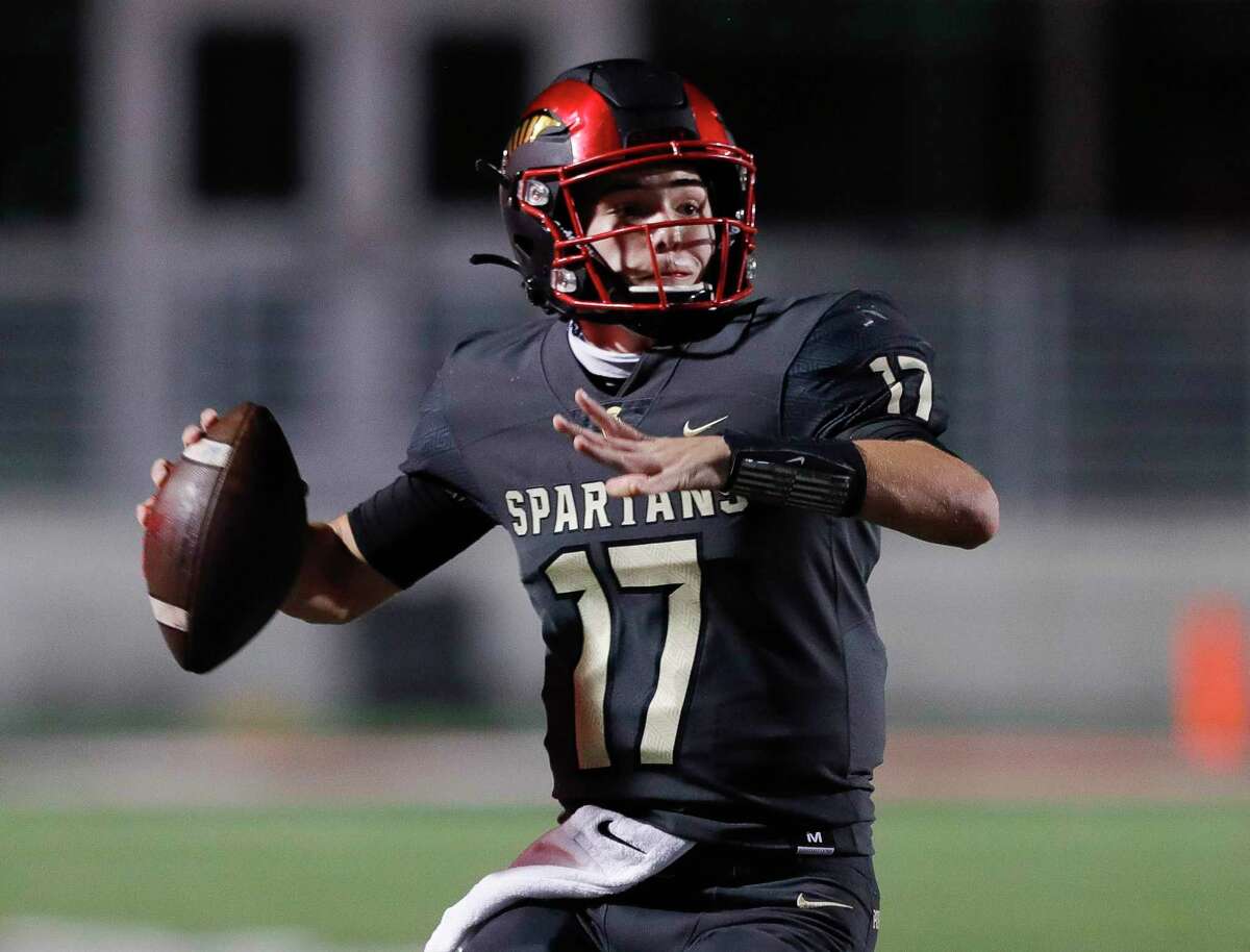 FOOTBALL: Porter tops Caney Creek for second district win