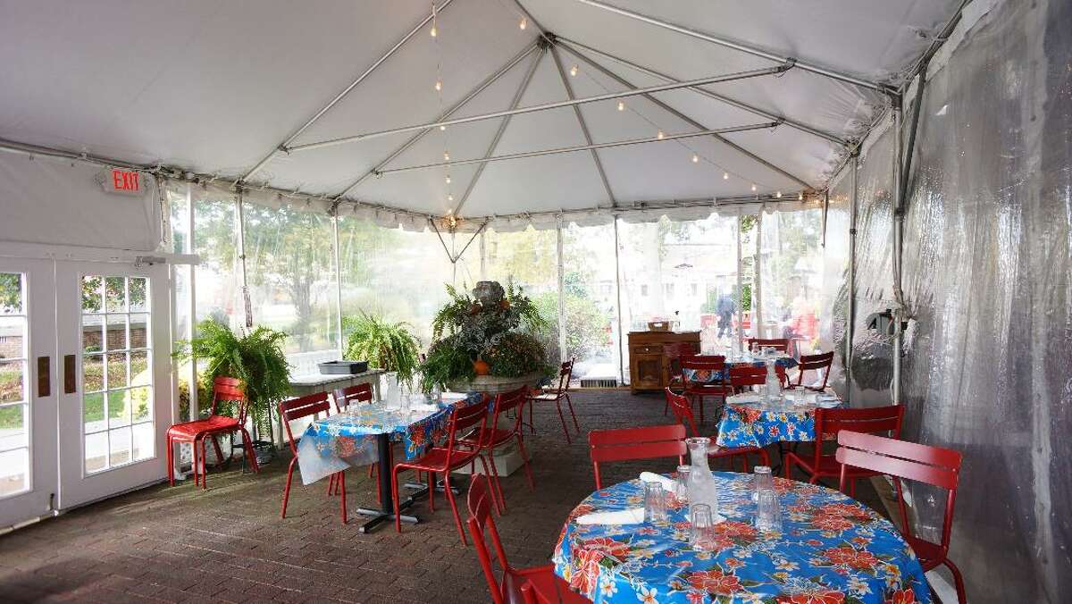 A guide to warm outdoor dining in Connecticut