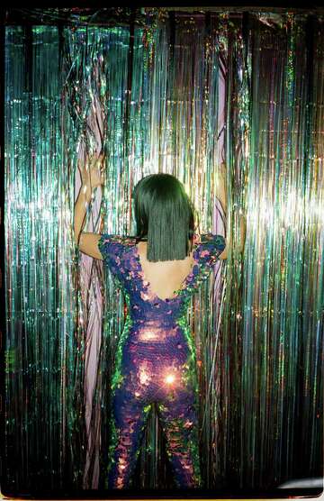 Khruangbin bassist Laura Lee gets into character with fashion ...