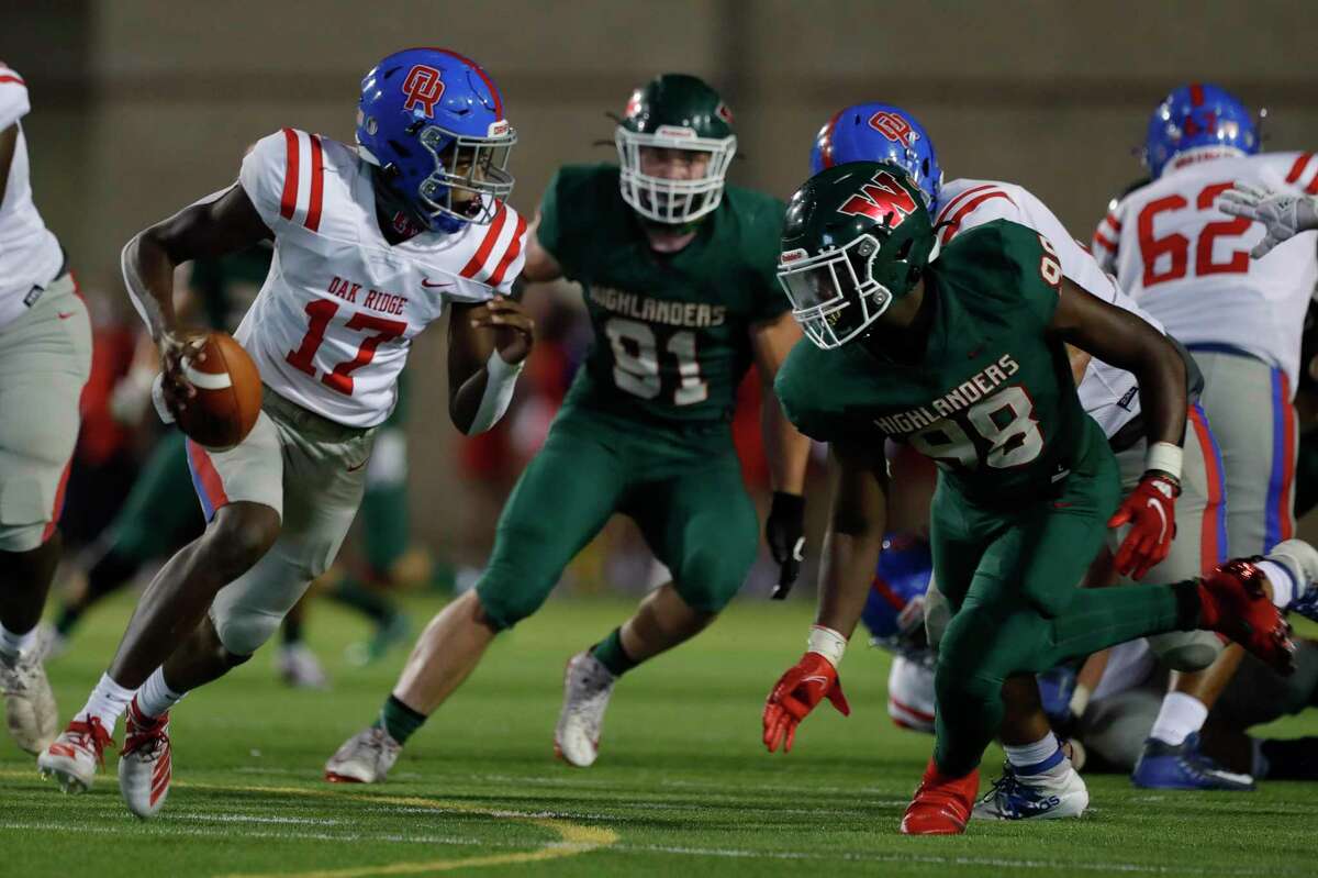 FOOTBALL: The Woodlands remains unbeaten against Oak Ridge
