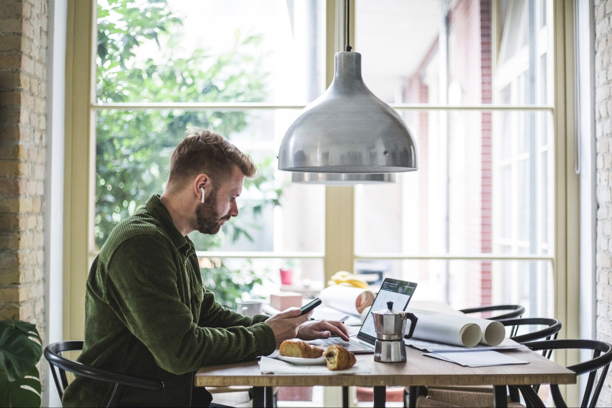 Five Essential WFH Tools for the New Remote Employee