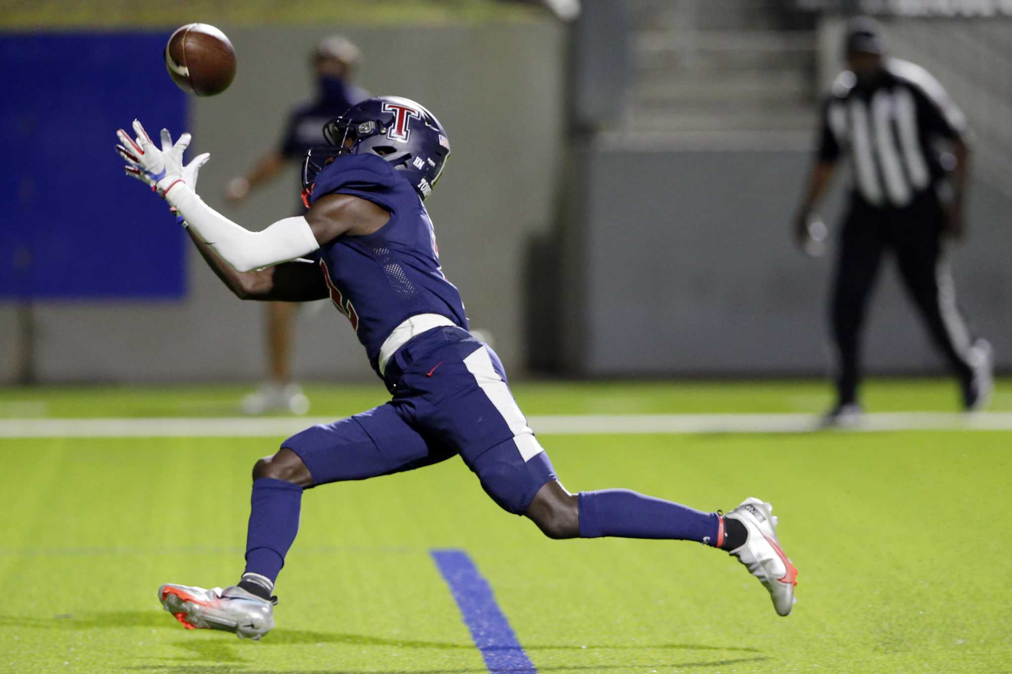 Tompkins upends Katy’s 75-game winning streak